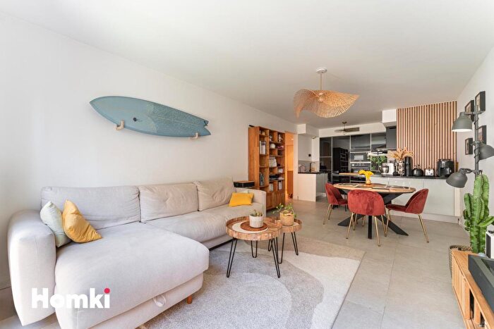 Appartement à vendre - Marseille e , Saint-Julien - 3 pièces - 2 chambres