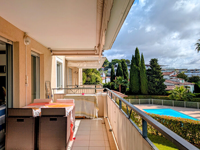 Saint-Laurent-du-Var, Jacquons, Plateaux Fleuris : Appartement 2 pièces à vendre