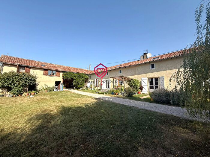 Lodes : Maison 8 pièces à vendre