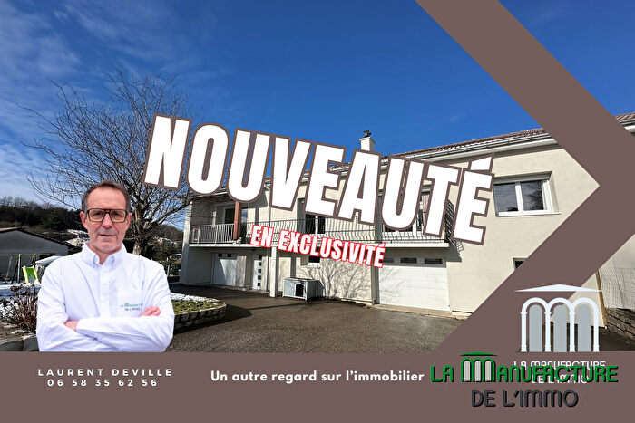 Maison à vendre - Saint-Just-Malmont - 7 pièces - 4 chambres