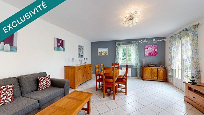 Maison à vendre - Le Bugue - 4 pièces - 2 chambres