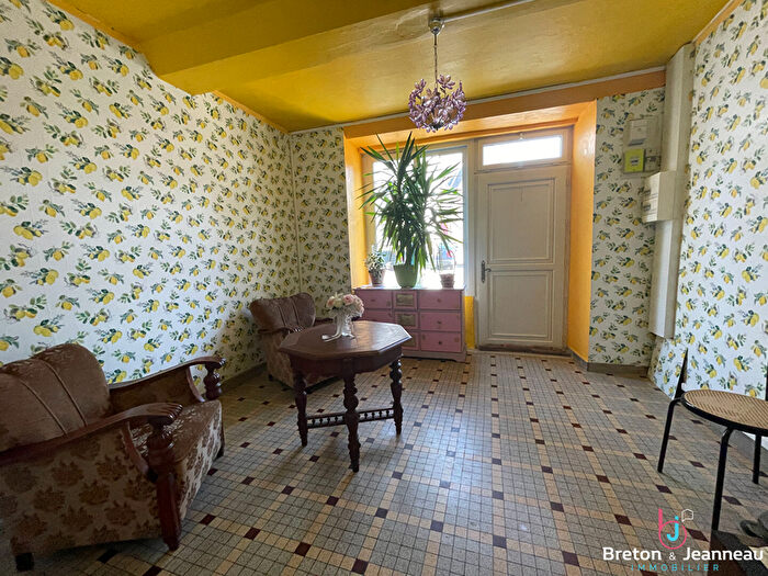 Saint-Pierre-sur-Orthe - Maison 4 pièces à vendre