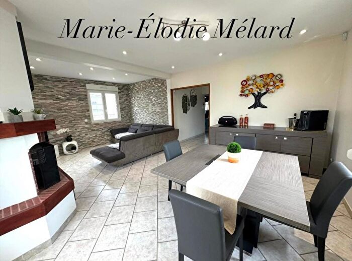 Maison à vendre - Mont-Saint-Martin - 6 pièces - 3 chambres