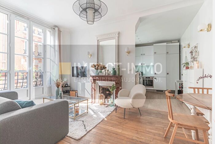 Clichy, République, Victor Hugo - Appartement 2 pièces à vendre