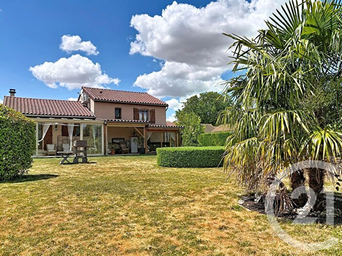 Maison 4 pièces à Étroussat, à vendre