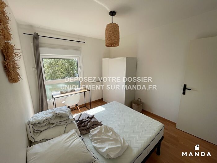 Appartement à louer - Talence, Thouars, Bijou, Raba - 5 pièces - 1 chambre