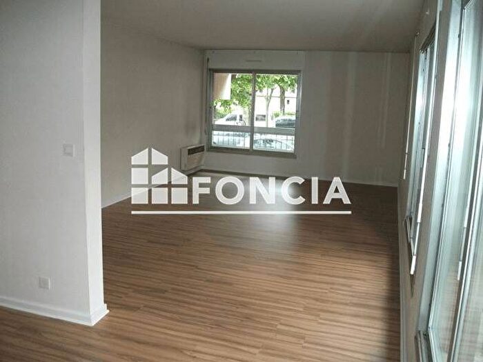 Appartement à louer - Mon Désert-Jeanne dArc, Nancy - 4 pièces - 2 chambres