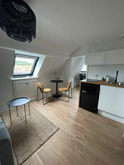 Appartement à louer - Besançon, Boucle, Chapelle des Buis - 1 pièce - 1 chambre