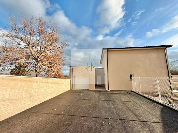 Maison à vendre - Félines - 4 pièces - 3 chambres