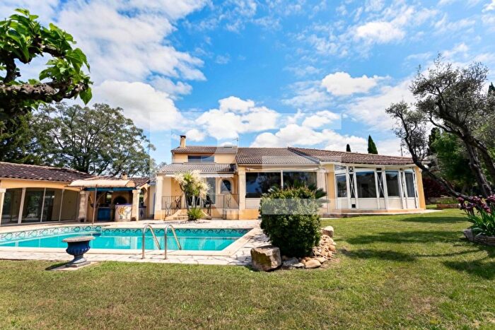 Maison à vendre - Beauvoisin - 6 pièces - 4 chambres