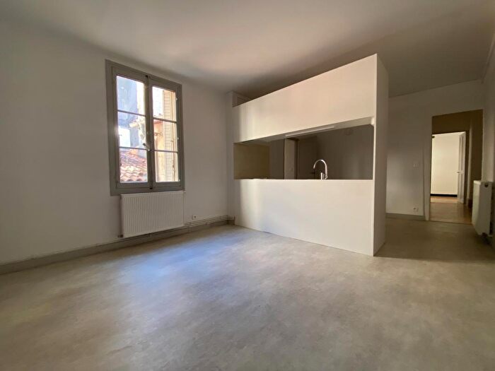 Appartement 3 pièces à Avignon, Palais des Papes, Zone Piétonne, à louer
