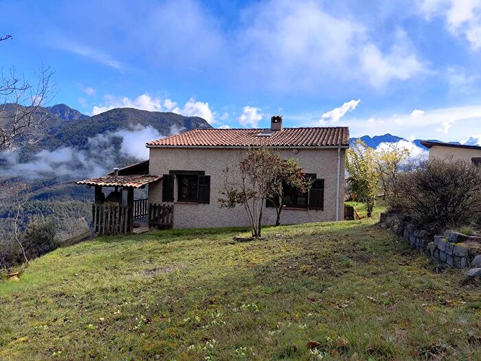 Maison à vendre - Tournefort - 3 pièces - 2 chambres