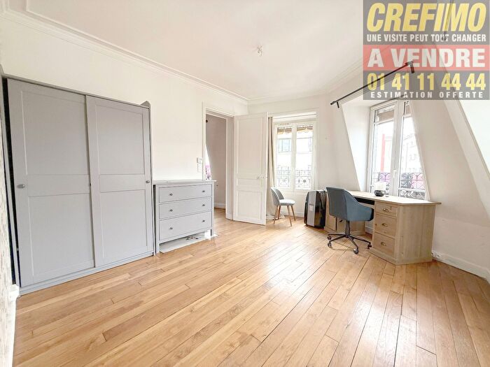 Asnières-sur-Seine, Bécon, Bourguignons : Appartement 3 pièces à vendre