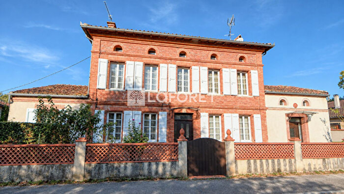 Maison 7 pièces à Saint-Lieux-lès-Lavaur, à vendre