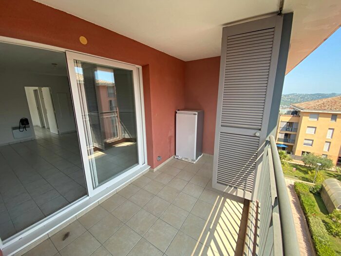 Grasse, Centre-ville Nord - Appartement 2 pièces à louer
