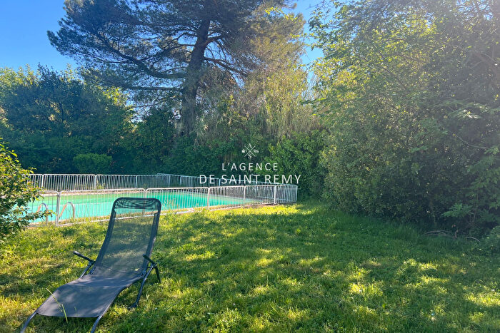 Maison à vendre - Saint-Rémy-de-Provence - 5 pièces - 4 chambres