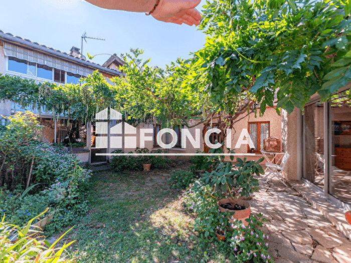 Maison à vendre - Seyssuel - 8 pièces - 5 chambres