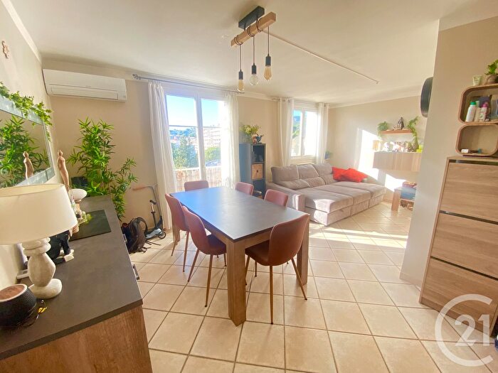 Appartement à vendre - Toulon, Valbertrand - 4 pièces - 2 chambres