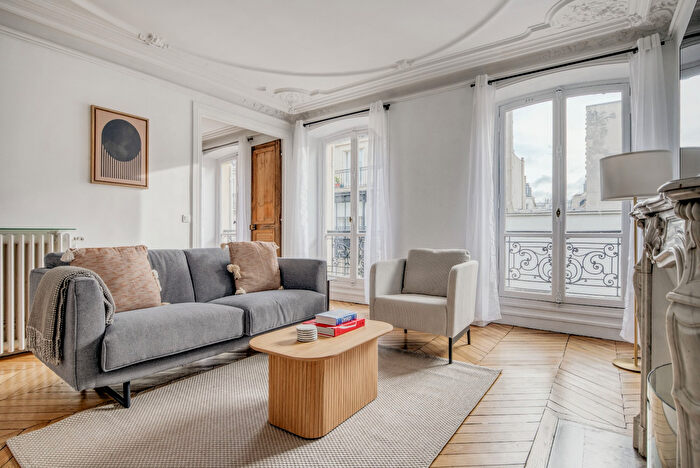 Paris 17ème, La Fourche, Guy Moquet : Appartement 4 pièces à louer