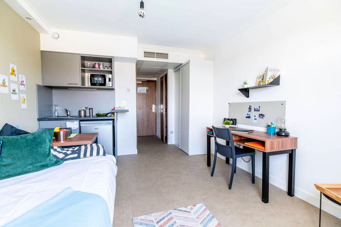 Pvé Neuf-Mont d'Est, Noisy-le-Grand : Appartement 1 pièce à louer
