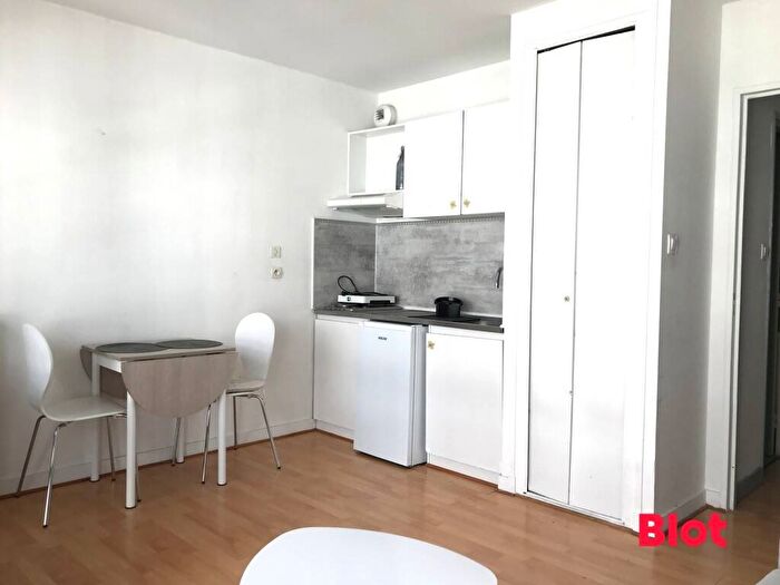 Appartement 1 pièce à Rennes, à louer