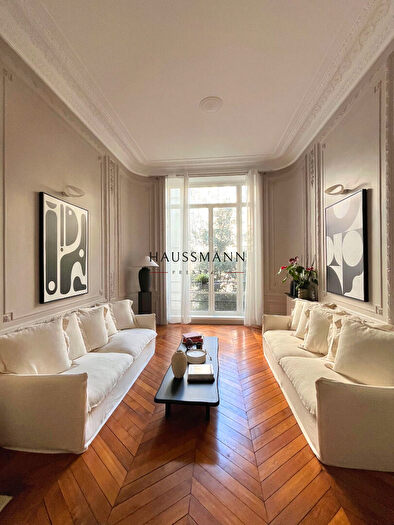 Appartement 3 pièces à Paris 8ème, Elysée, Madeleine, à louer