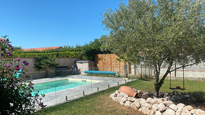 Maison à vendre - Villeneuve-Tolosane - 7 pièces - 5 chambres