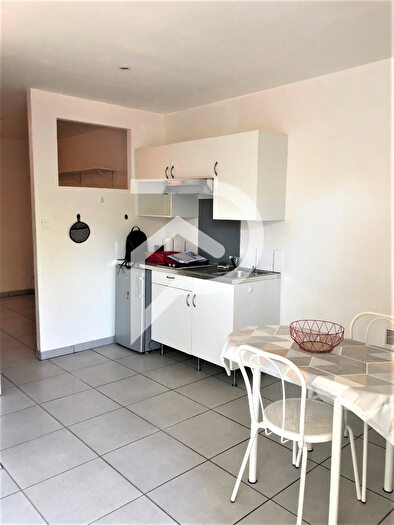 Appartement à louer - Flourens - 1 pièce