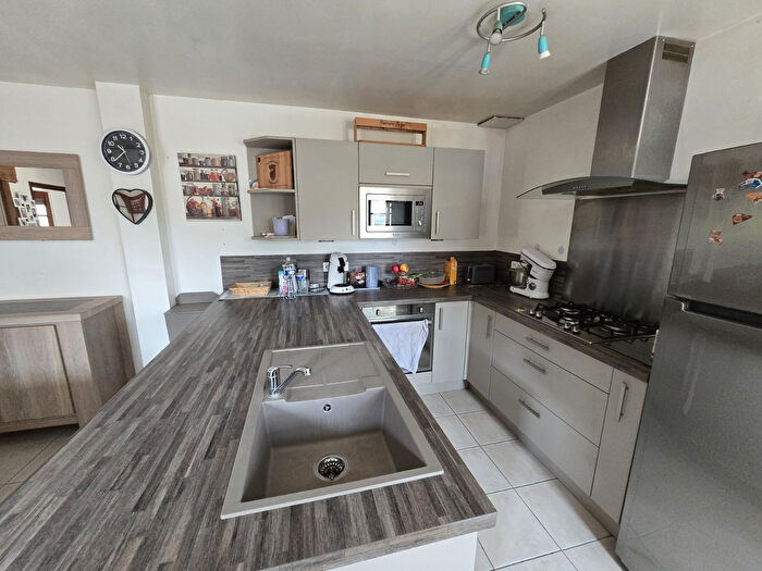 Maison 4 pièces à vendre à Arrest