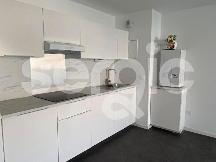 Appartement à louer - Douai, Centre-ville - 2 pièces - 1 chambre