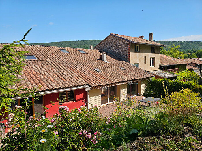 Bélesta : Maison 9 pièces à vendre