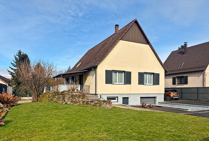 Maison à vendre - Boofzheim - 8 pièces - 6 chambres