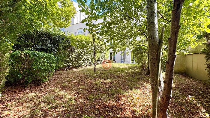 Appartement à vendre - Le Raincy, Côteaux - 4 pièces - 3 chambres