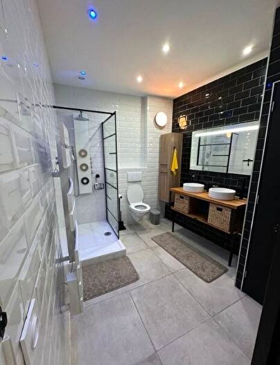 Appartement à louer - Bordeaux - 2 pièces - 1 chambre