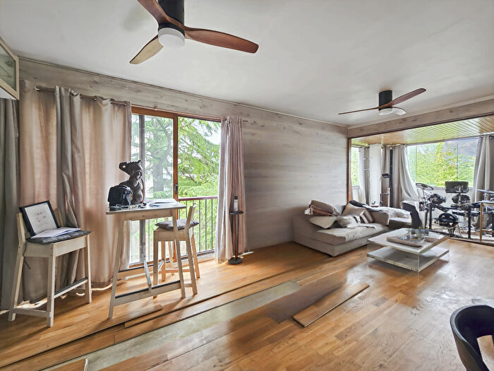 Appartement à vendre - Fontenay-le-Fleury, Plaine - 4 pièces - 3 chambres