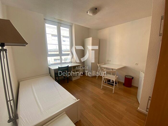 Appartement à louer - Centre-ville, Victor Hugo, Grenoble - 1 pièce