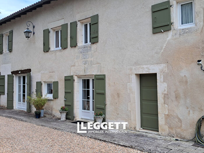 Maison à vendre - Gout-Rossignol - 5 pièces - 3 chambres