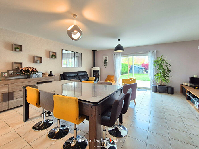 Maison 7 pièces à vendre à Amilly