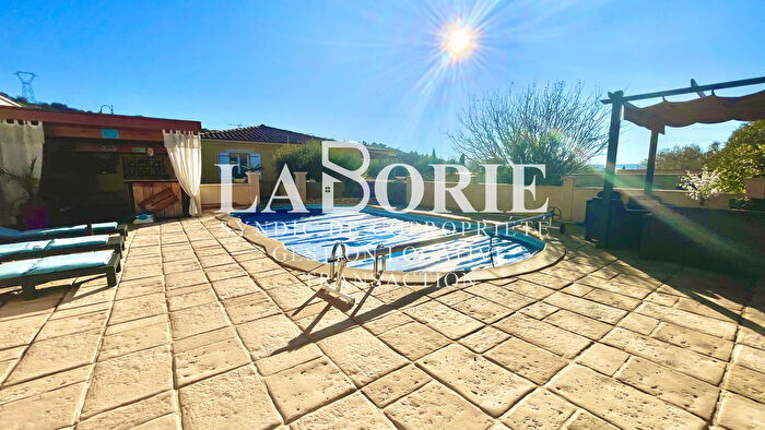 Maison à vendre - Saint-Laurent-de-Carnols - 4 pièces - 3 chambres