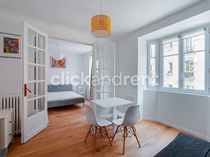 Appartement à louer - Paris e , Gambetta - 2 pièces - 1 chambre
