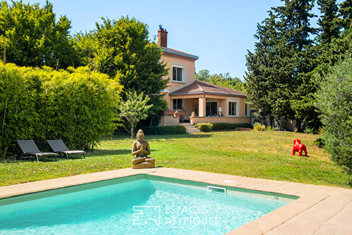 Saint-Genis-Laval, Centre-ville - Maison 9 pièces à vendre