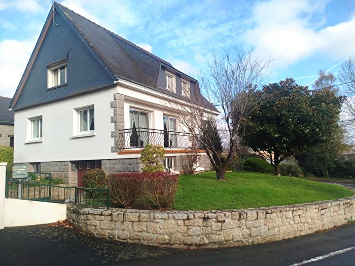 Maison à vendre - Pontivy, Paul Langevin - 6 pièces - 5 chambres