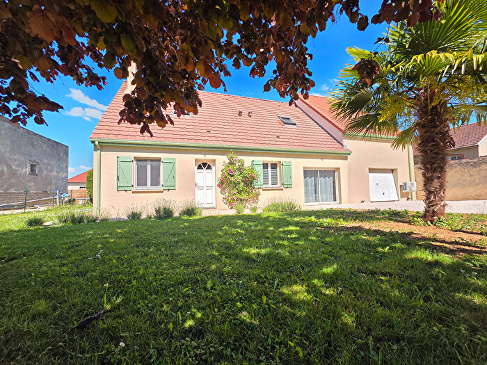 Maison 7 pièces à vendre à Genlis