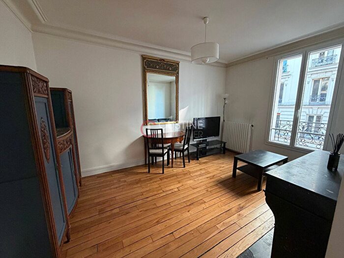 Appartement à louer - Montmartre, Paris ème arrondissement - 2 pièces - 1 chambre