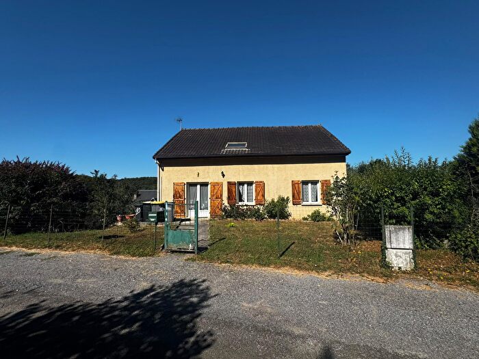 Saint-Pierre-Aigle : Maison 8 pièces à vendre