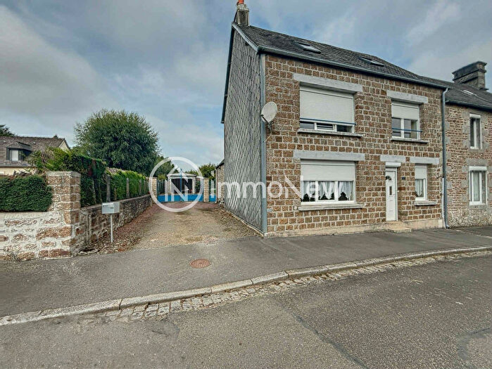 Maison à vendre - Vengeons - 5 pièces - 4 chambres