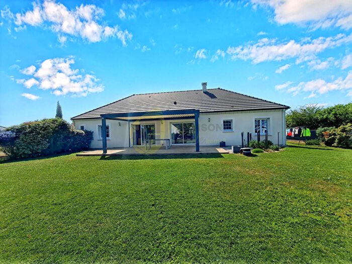 Mehun-sur-Yèvre - Maison 6 pièces à vendre