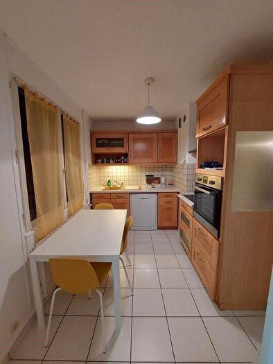 Appartement à louer - Est, Ambilly - 3 pièces - 2 chambres