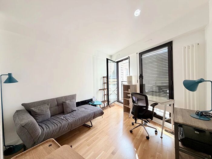 Appartement 2 pièces à louer à Paris 16ème, Porte de Saint-Cloud, Auteuil-Sud