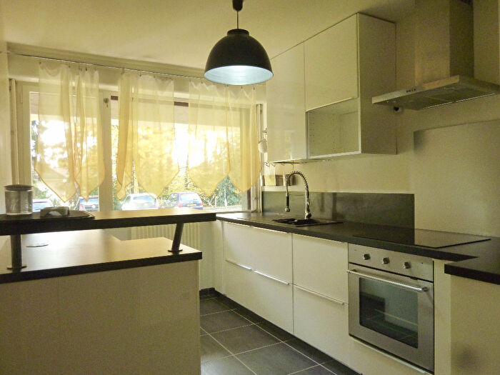 Saint-Cyr-sur-Loire, Chanterie : Appartement 3 pièces à louer